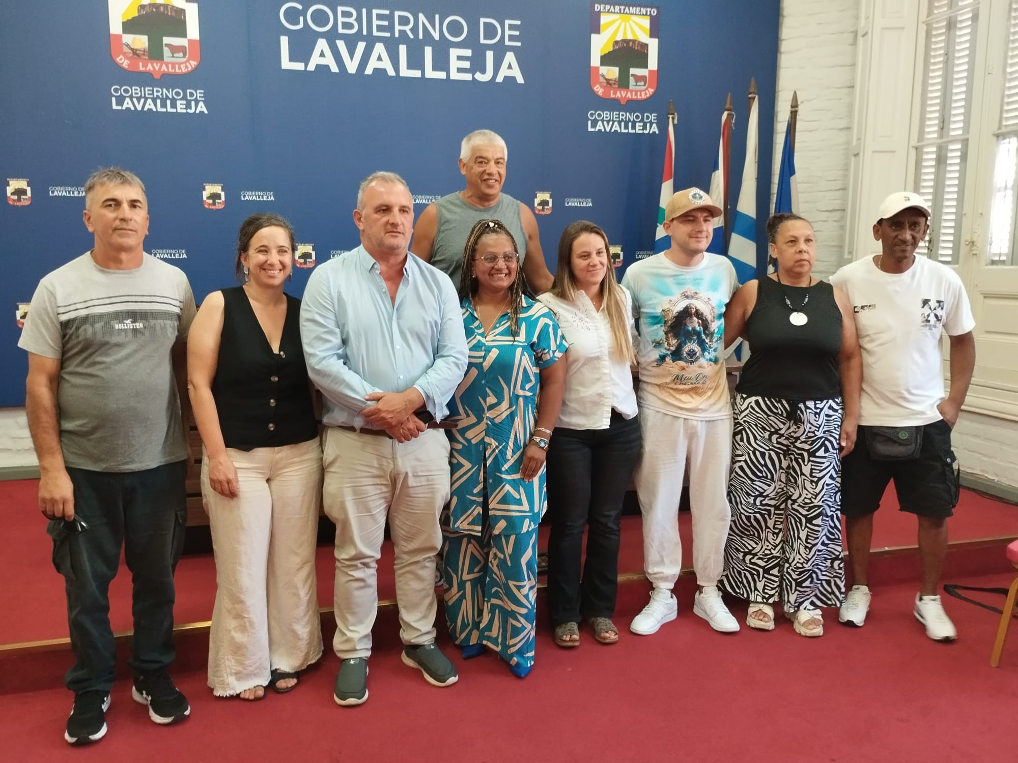 Carnaval con todo: mucho candombe, tablado y desfile - Primera Página